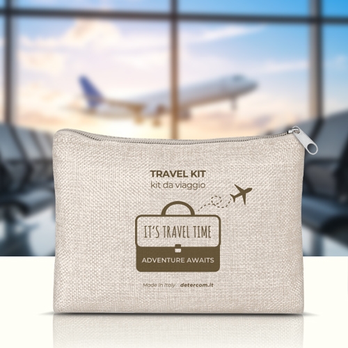 Travel kit: cosmetici e accessori base per viaggio